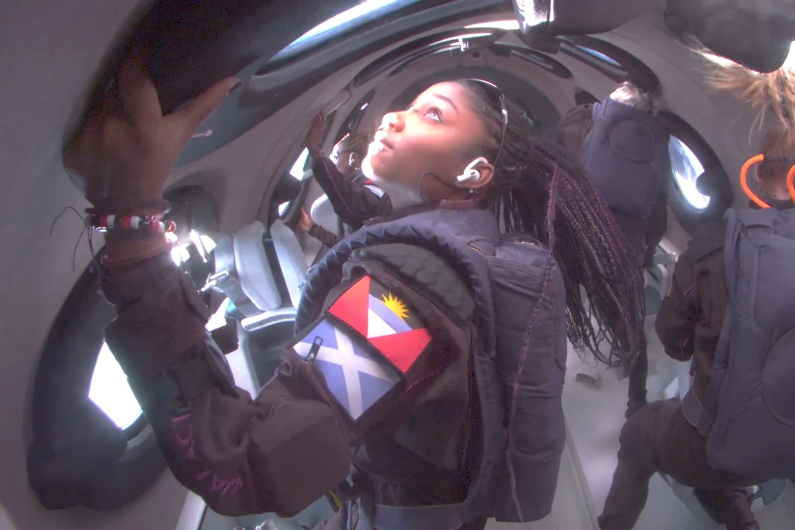 Civilian crew launched into space on Virgin Galactic flight