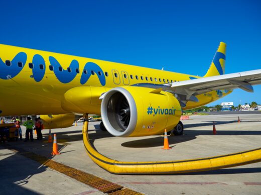 Flair Boeing 737 MAX experiences cabin pressurization problems - AeroTime