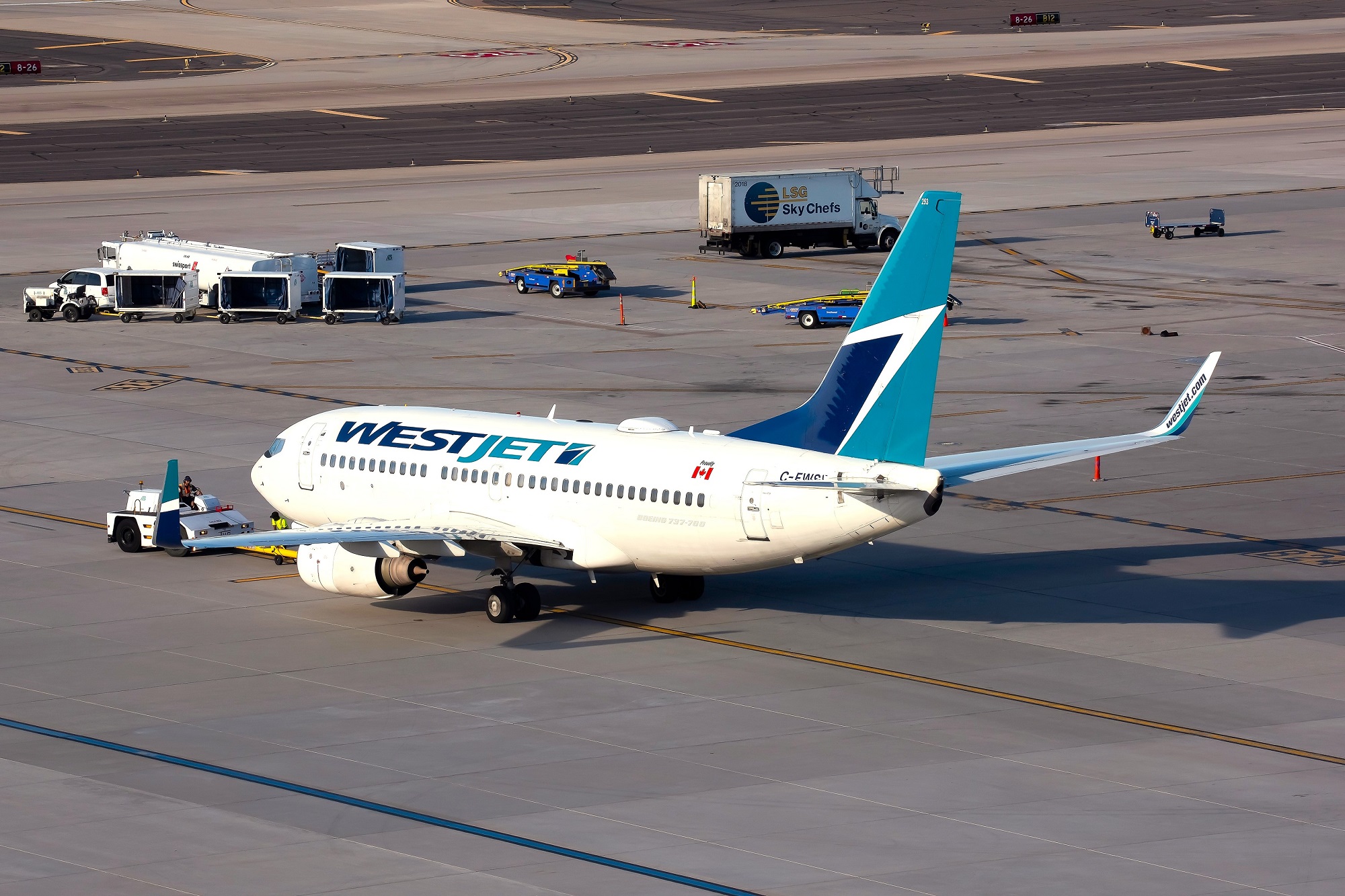 WestJet cancels over 400 flights amid mechanics' strike - AeroTime