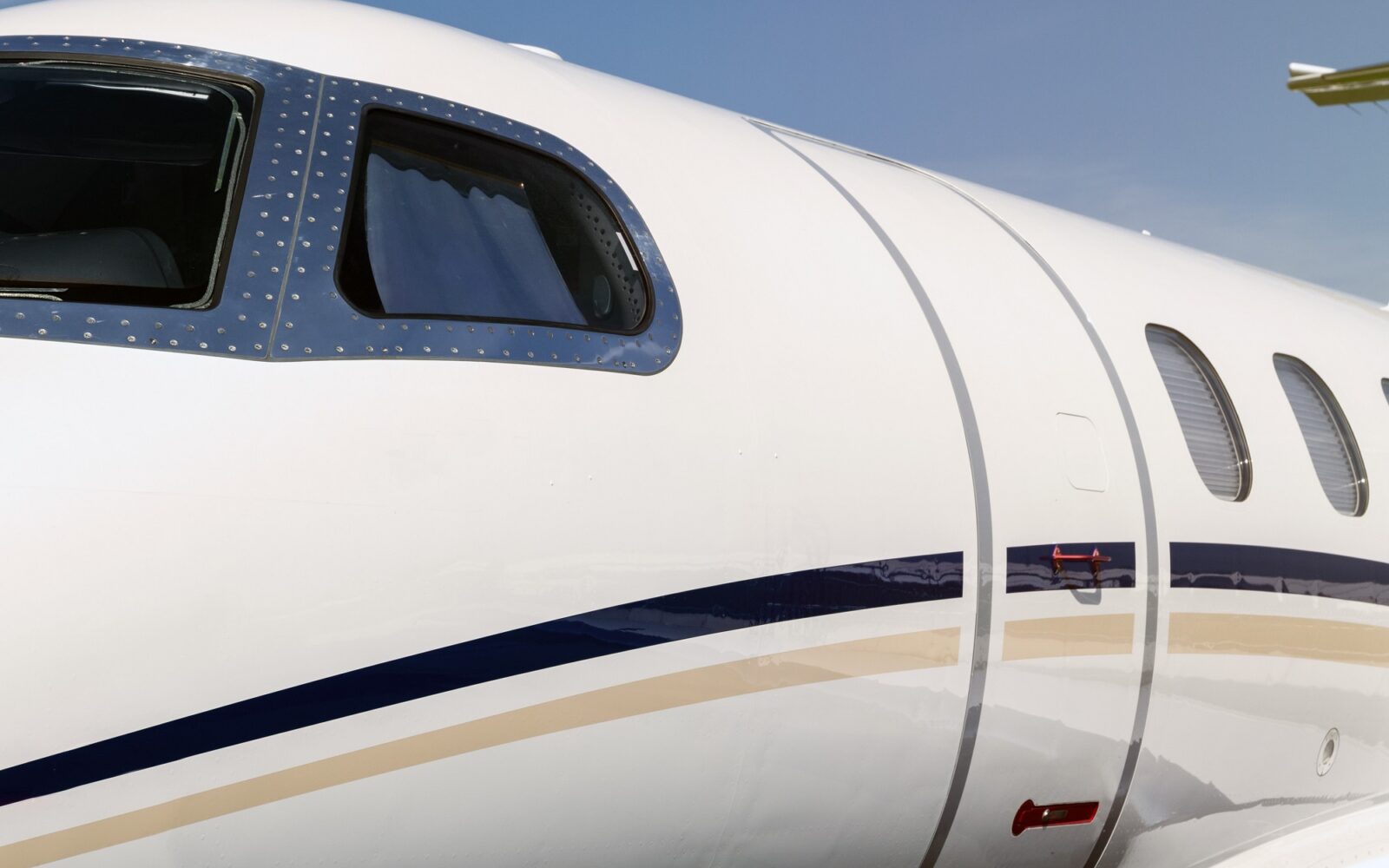 Private jet firm Wheels Up to sell part of business to rival