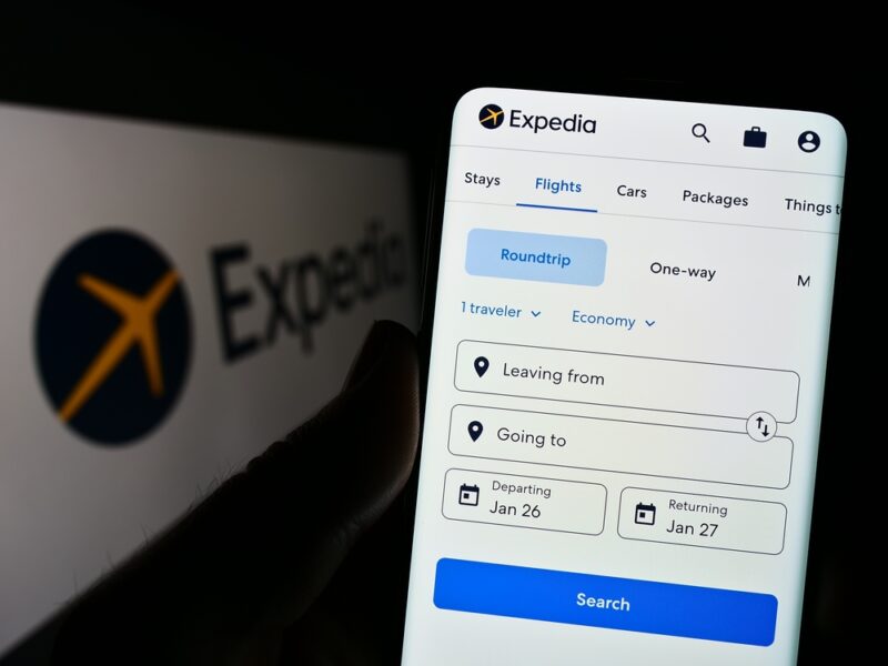 Online travel giant Expedia becomes Ryanair’s latest booking partner ...