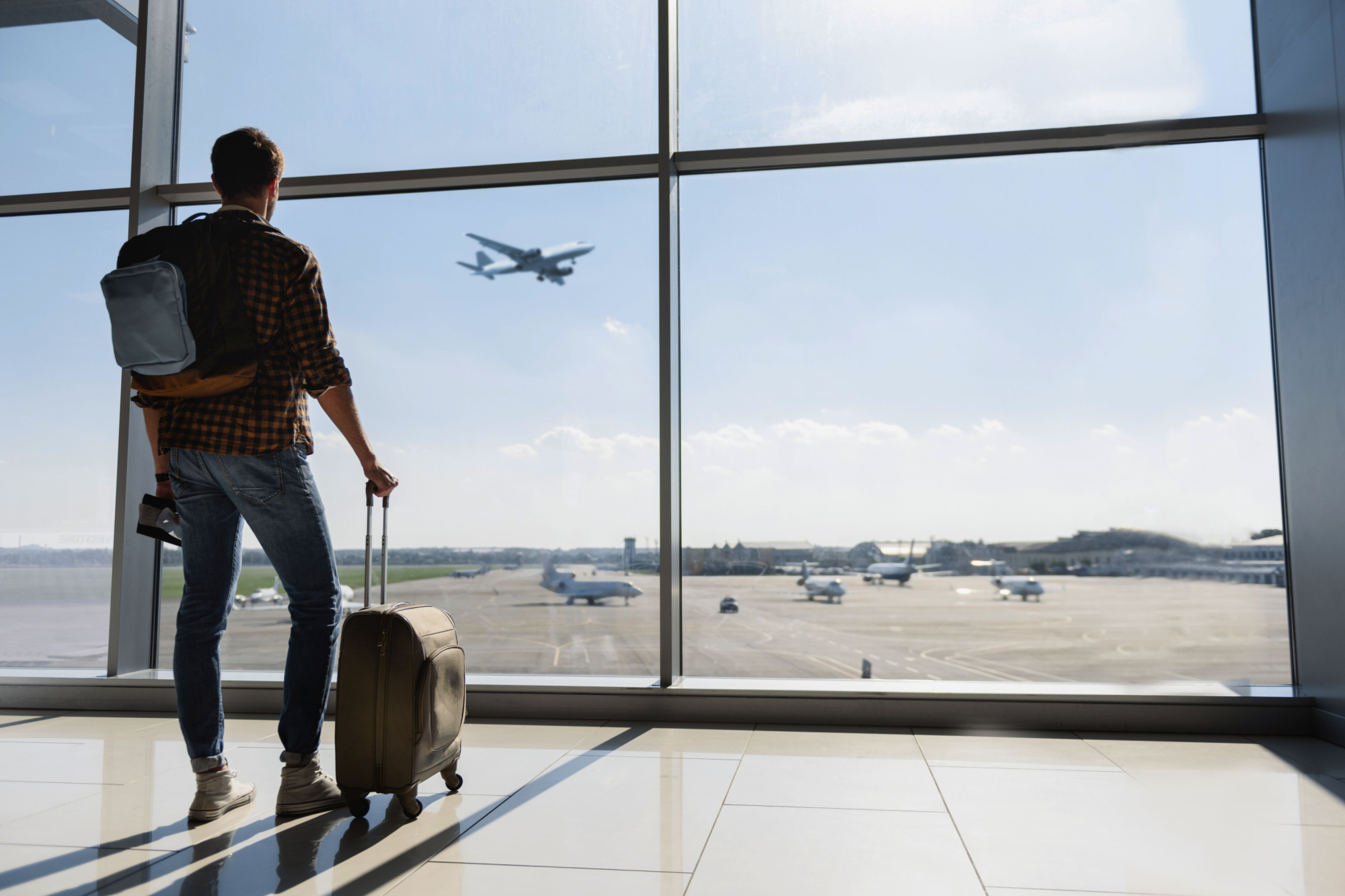 Understanding standby flights: pros, cons, and tips