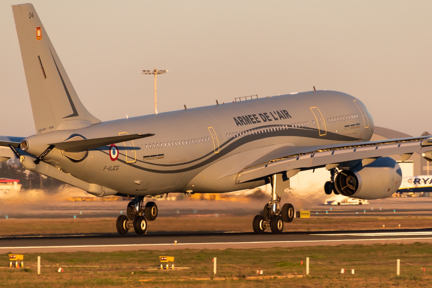 Algeria closes its airspace to French military planes - AeroTime