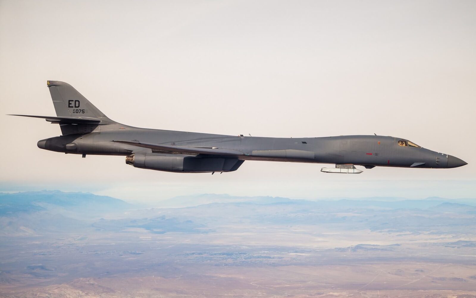 USAF tests B-1B Lancer capacity to carry hypersonic weapons - AeroTime