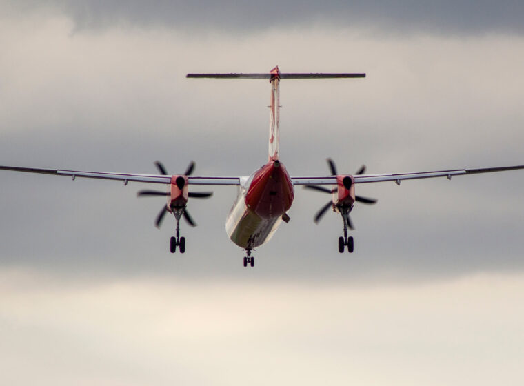 Dash 8 Q400 - AeroTime