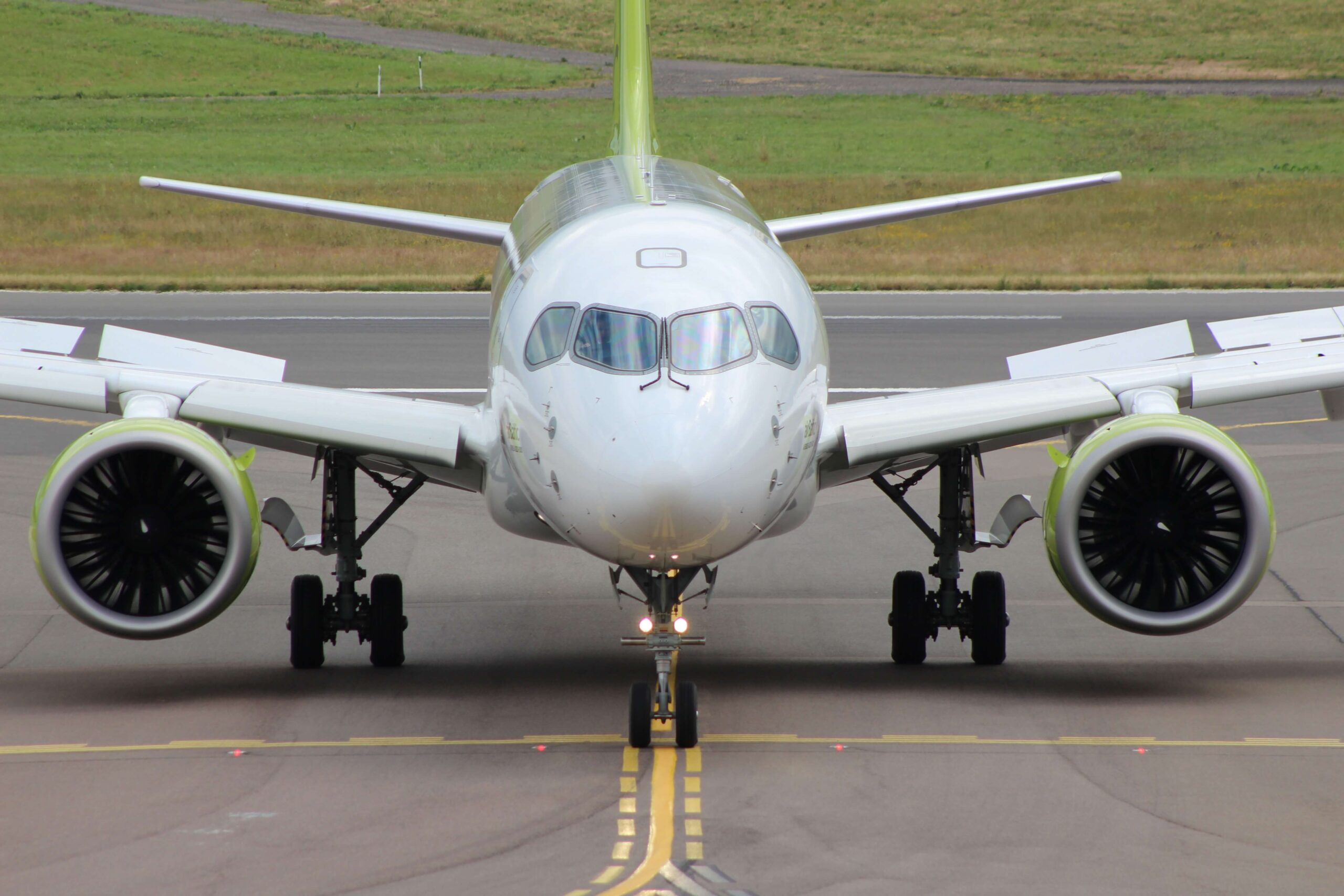 airBaltic takes delivery of 34th Airbus A220 aircraft - AeroTime