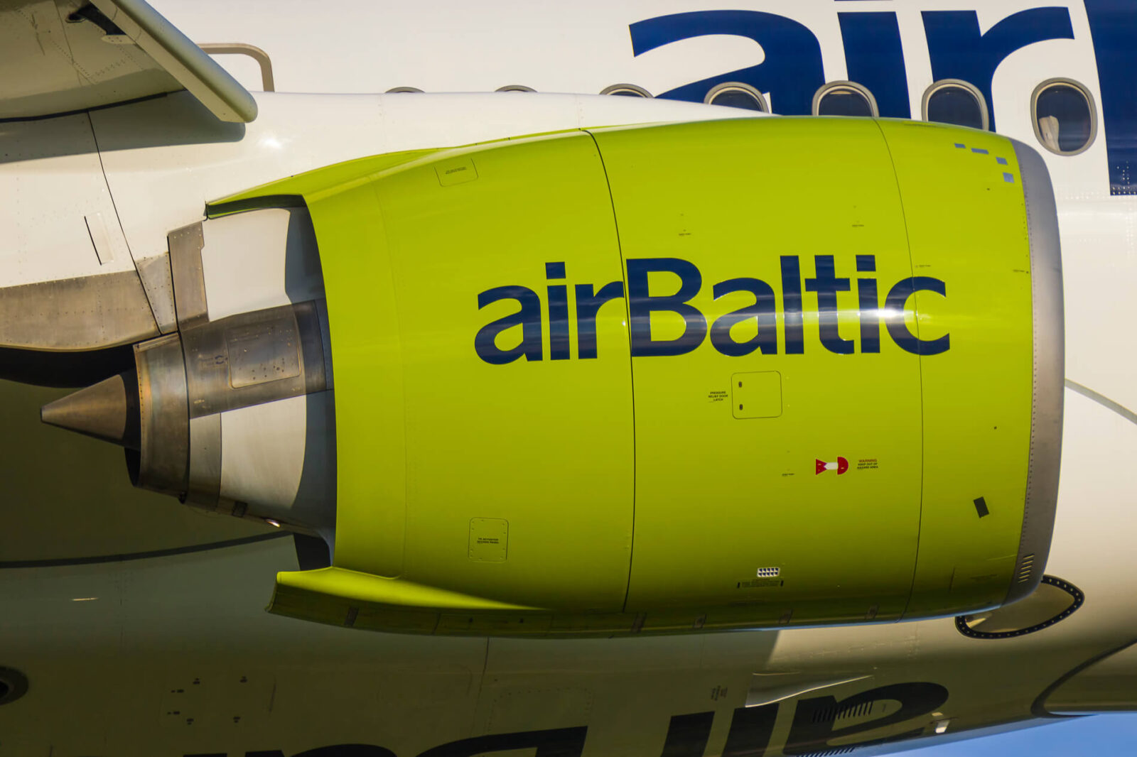 airbaltic_airbus_a220_engine.jpg - AeroTime