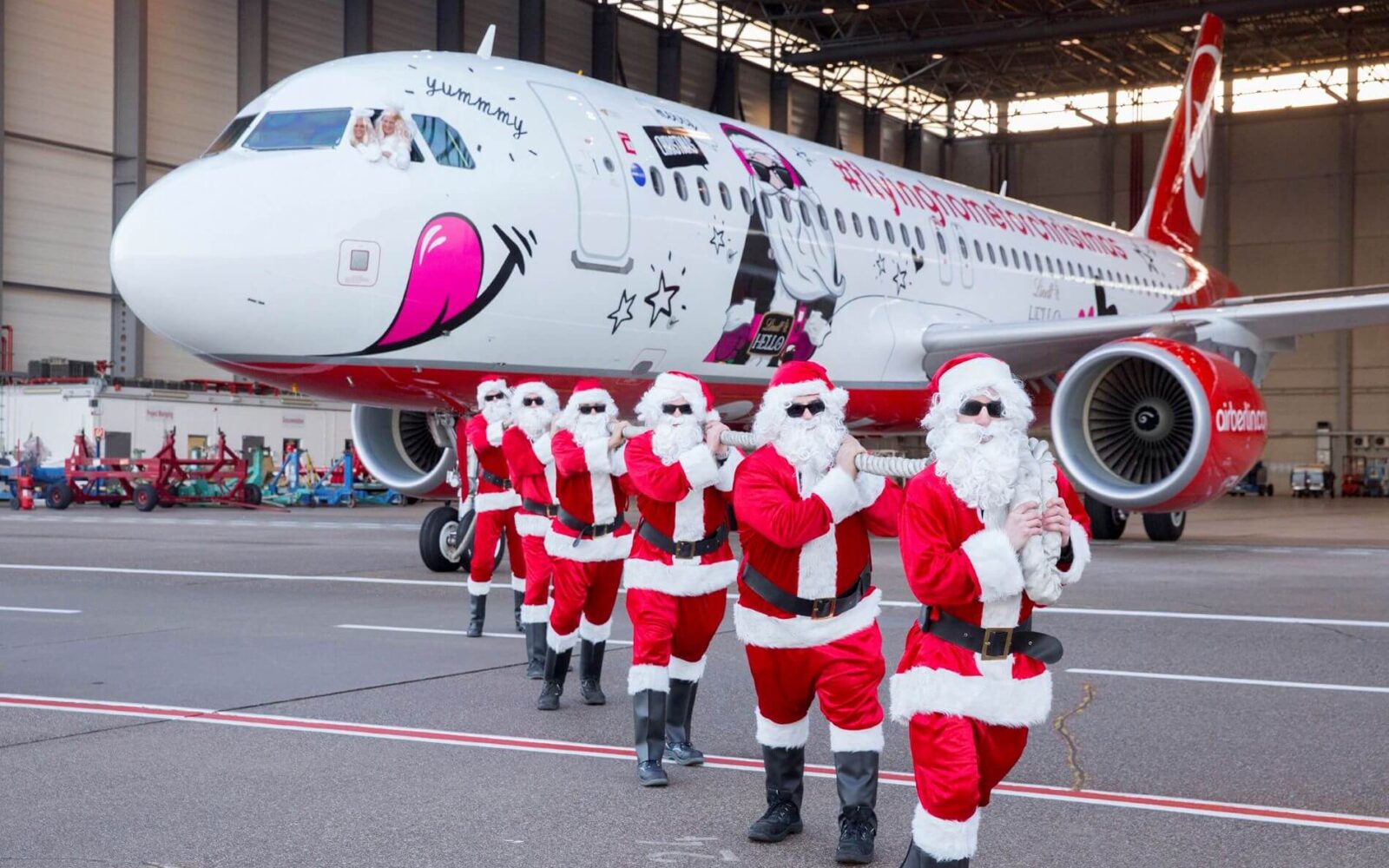 Santa strike: where did all the Christmas liveries go? - AeroTime