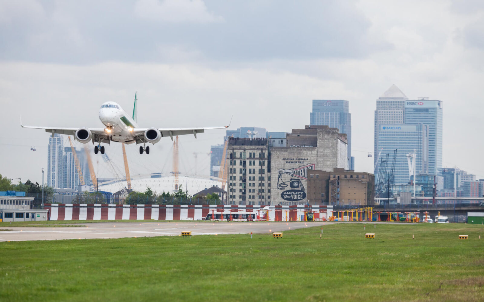 London City Airport – London’s next long-haul hub? - AeroTime