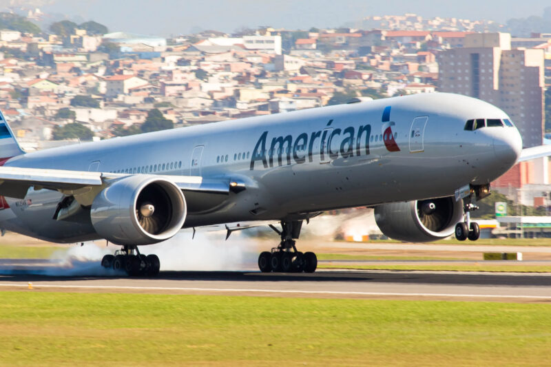 american_airlines_boeing_777_landing_at_sao_paulo_brazil.jpg - AeroTime