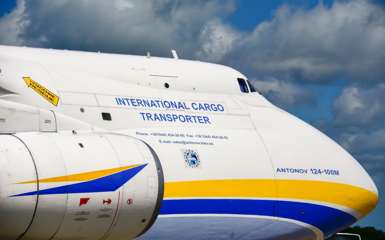Antonov An-124 freighter exceeds runway in São Paulo - AeroTime