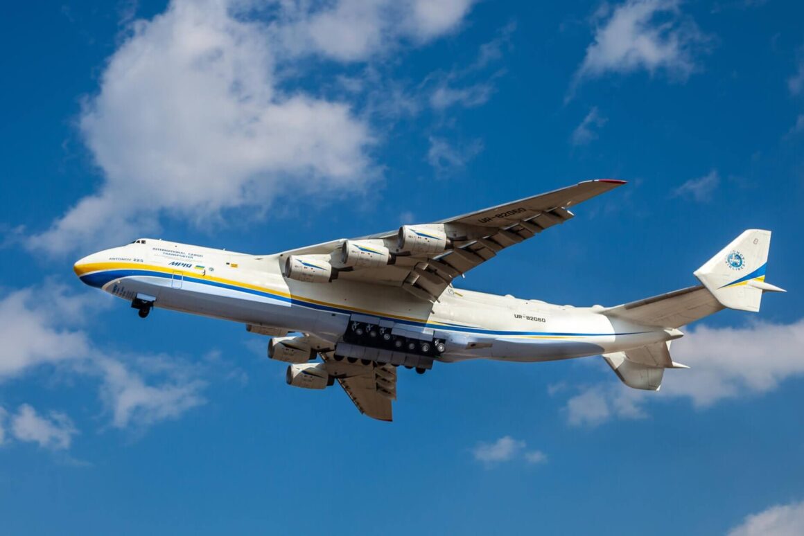 antonov_an-225_mriya_taking_off_from_kyiv_ukraine-1-1.jpg - AeroTime