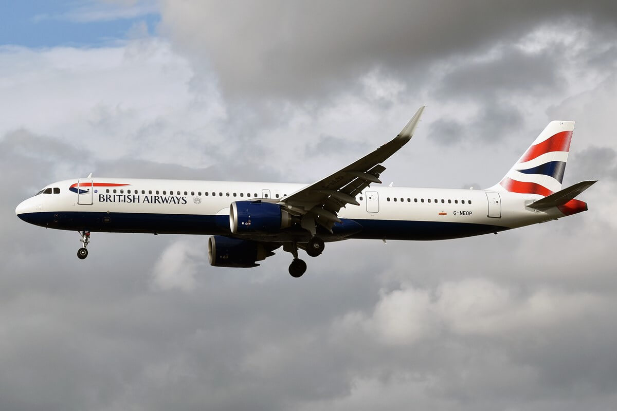 British Airways A321neo suffers tail strike during aborted landing ...