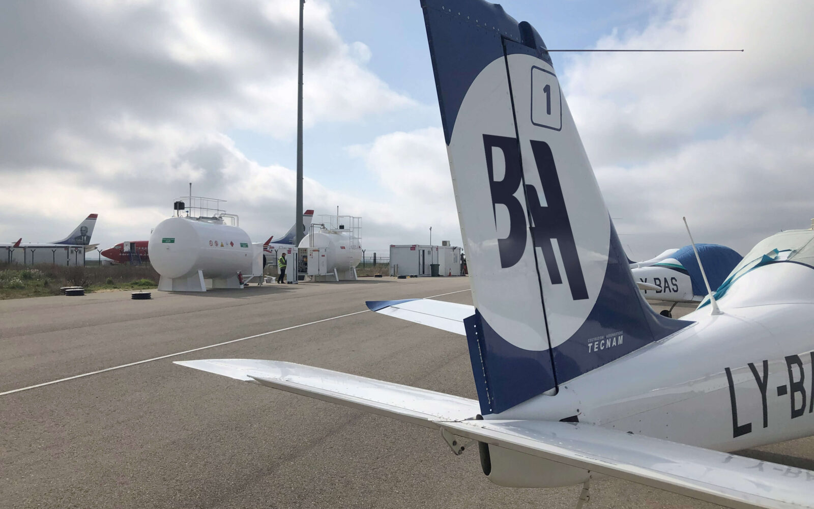 BAA Training to start using unleaded aviation fuel - AeroTime