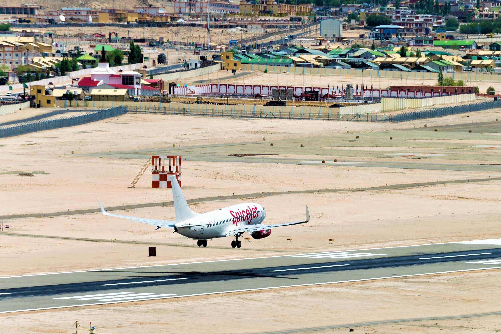 Court dismisses legal bid to stop SpiceJet services due to safety ...