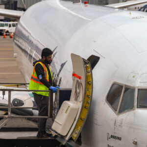 LOT Embraer E195 makes emergency landing in Dusseldorf due to decompression - AeroTime
