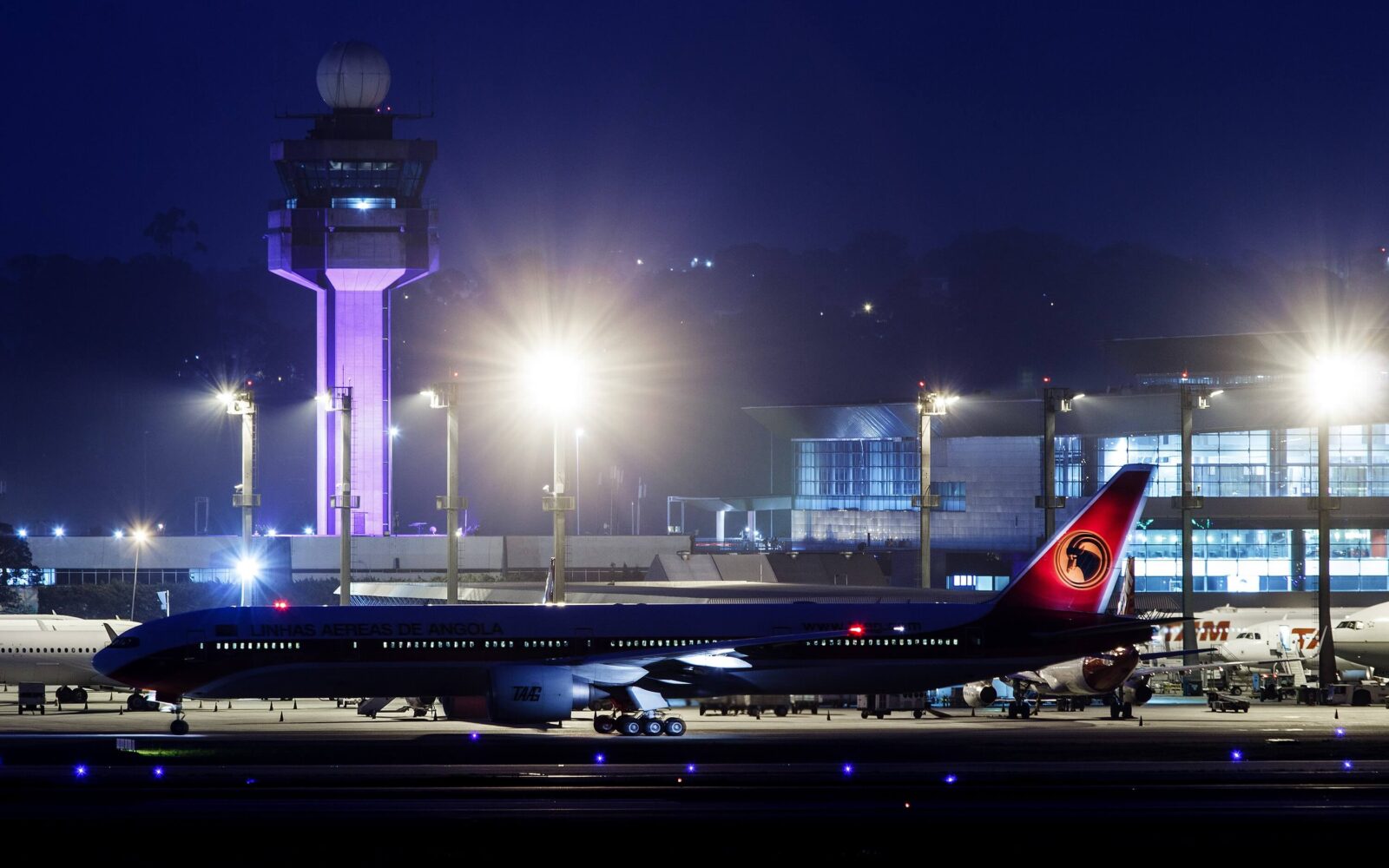 TAAG signs $200 million cargo deal connecting Asia to Africa and South ...