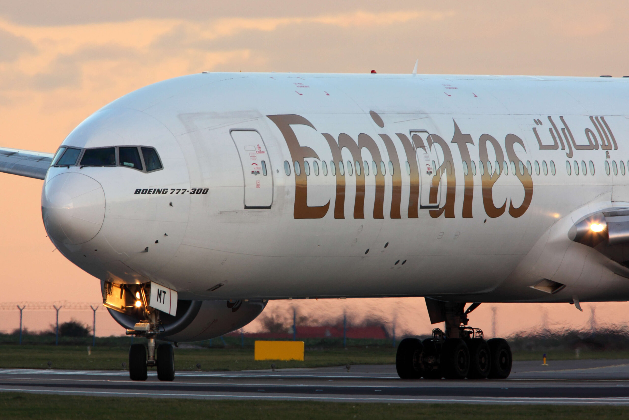 A close call? Emirates B777 incident on take-off from Dubai under ...