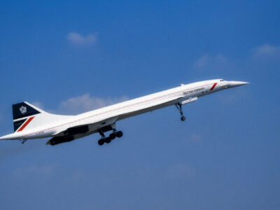 From Stewardess to Flight attendant: how the role evolved throughout ...