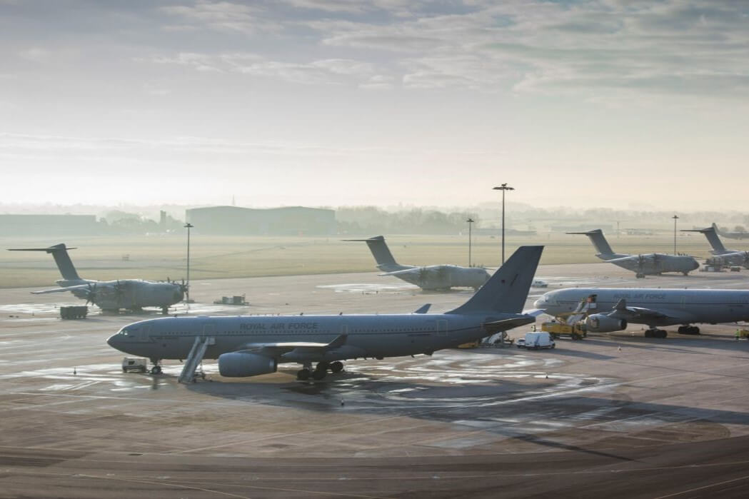Runways at Brize Norton, Luton melt in UK heatwave - AeroTime