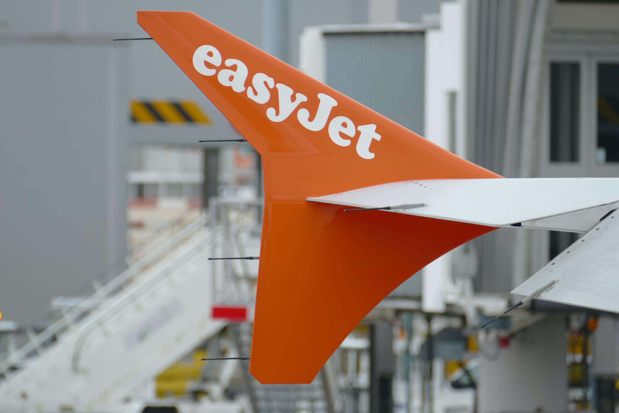 easyJet: £1.2 billion loss but with a flexible cost structure - AeroTime