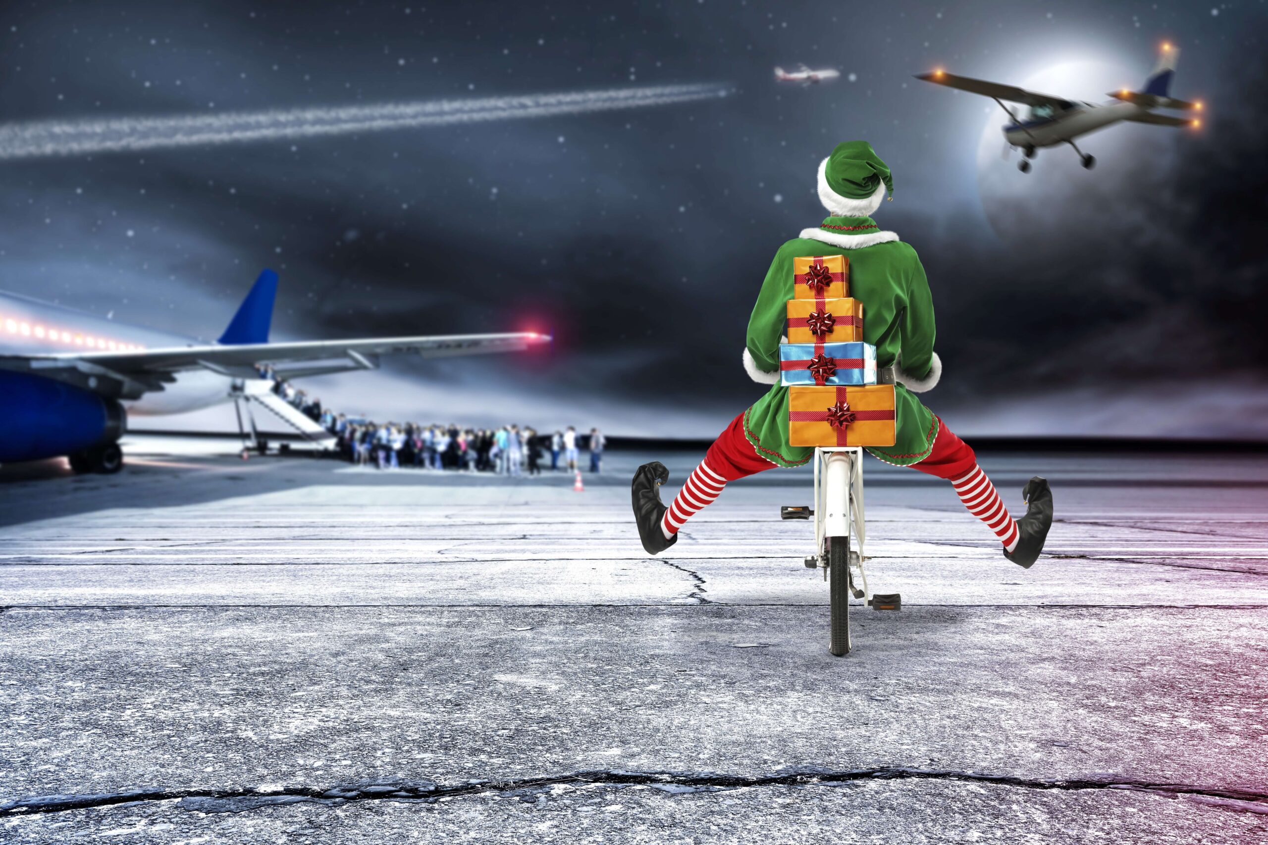 Christmas in the skies: How do airlines get into the Christmas spirit ...