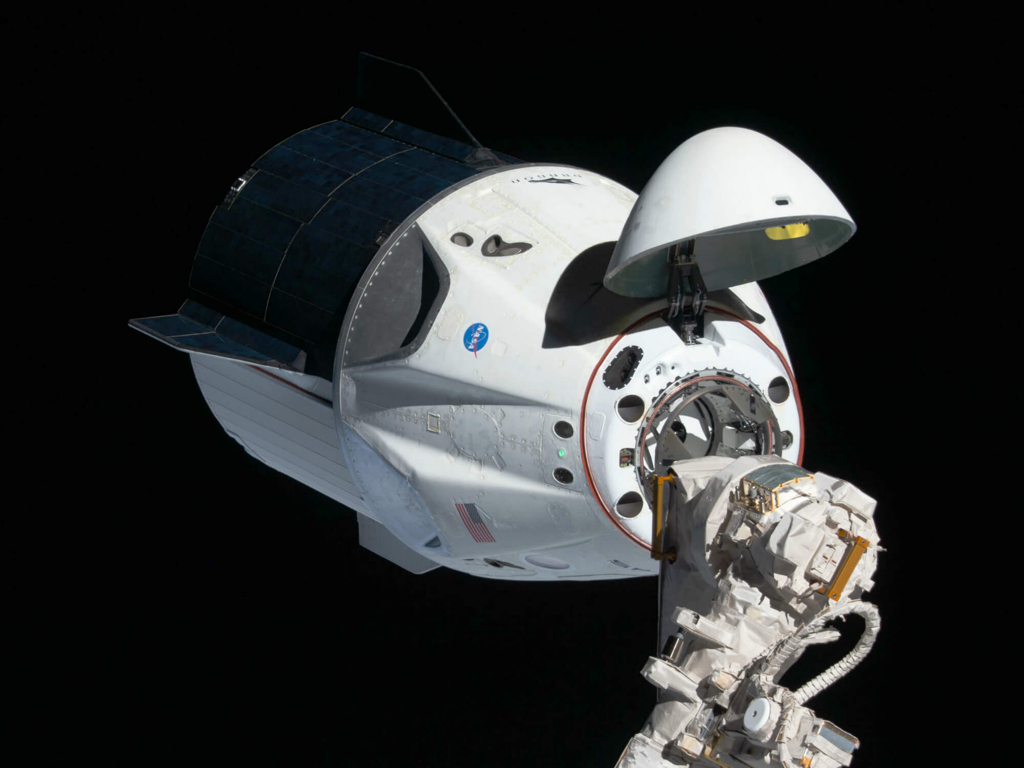 SpaceX Crew Dragon’s automatic docking to ISS - AeroTime