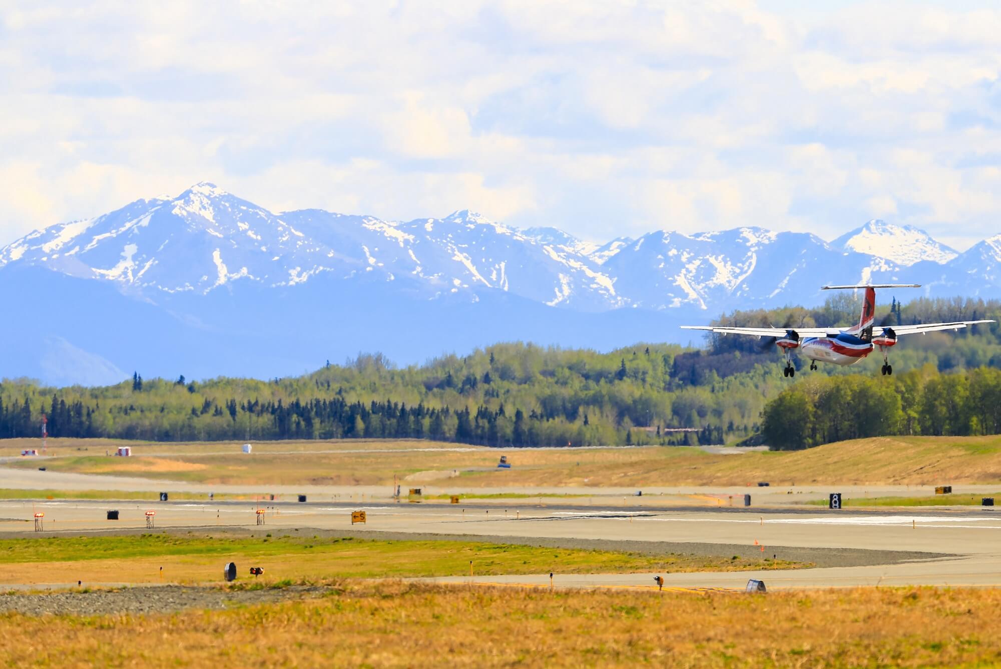 Ravn Alaska to retrofit Dash-8 turboprops with ZeroAvia powertrains ...