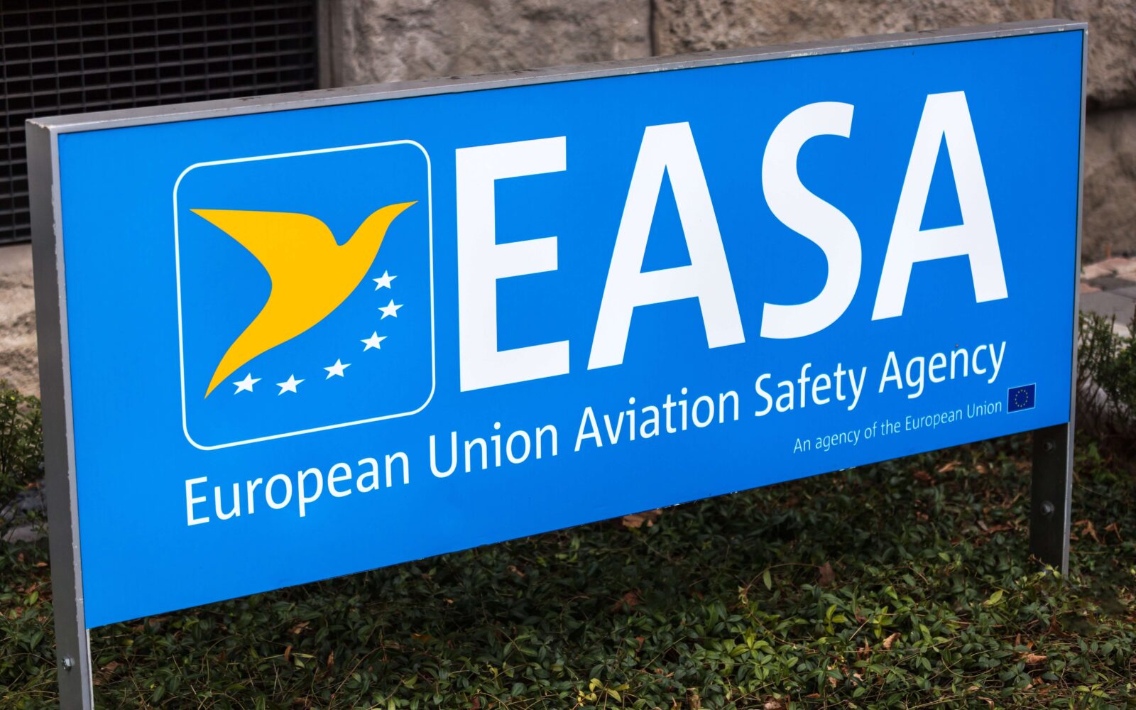 EASA identifies potential aviation risks arising from Ukraine war ...