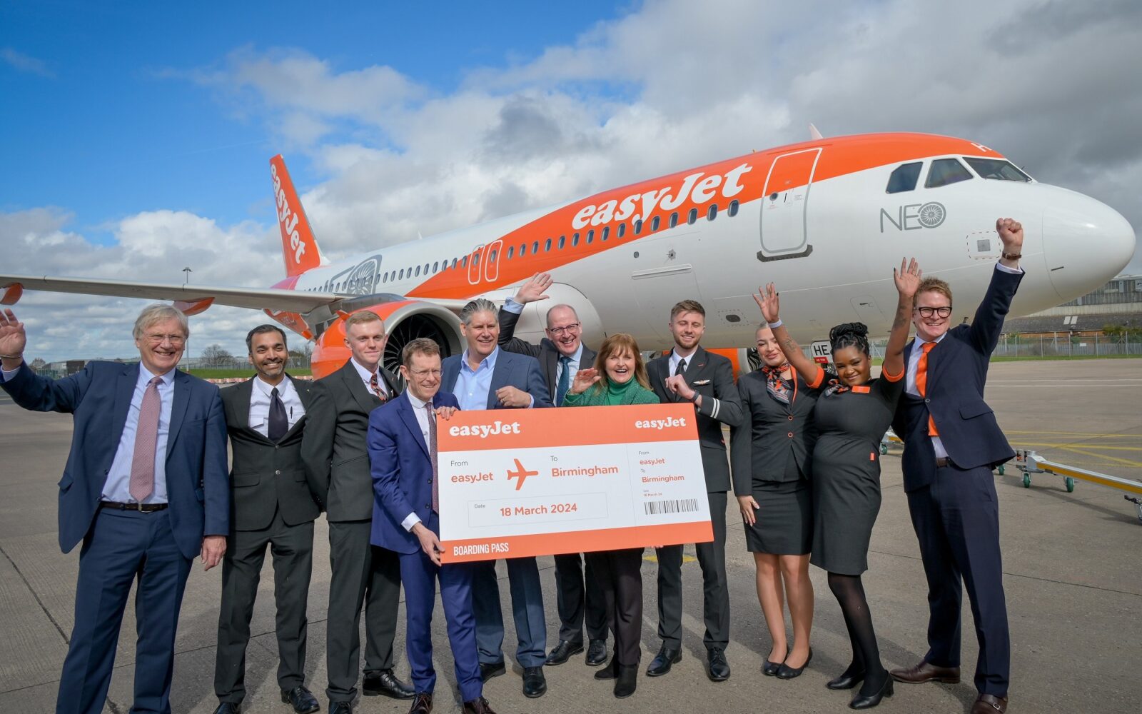 easyJet opens first new UK base in more than a decade