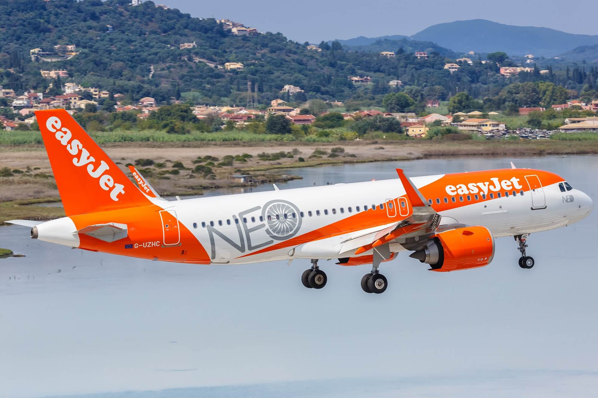 easyJet cancels all Israel flights until October 2024