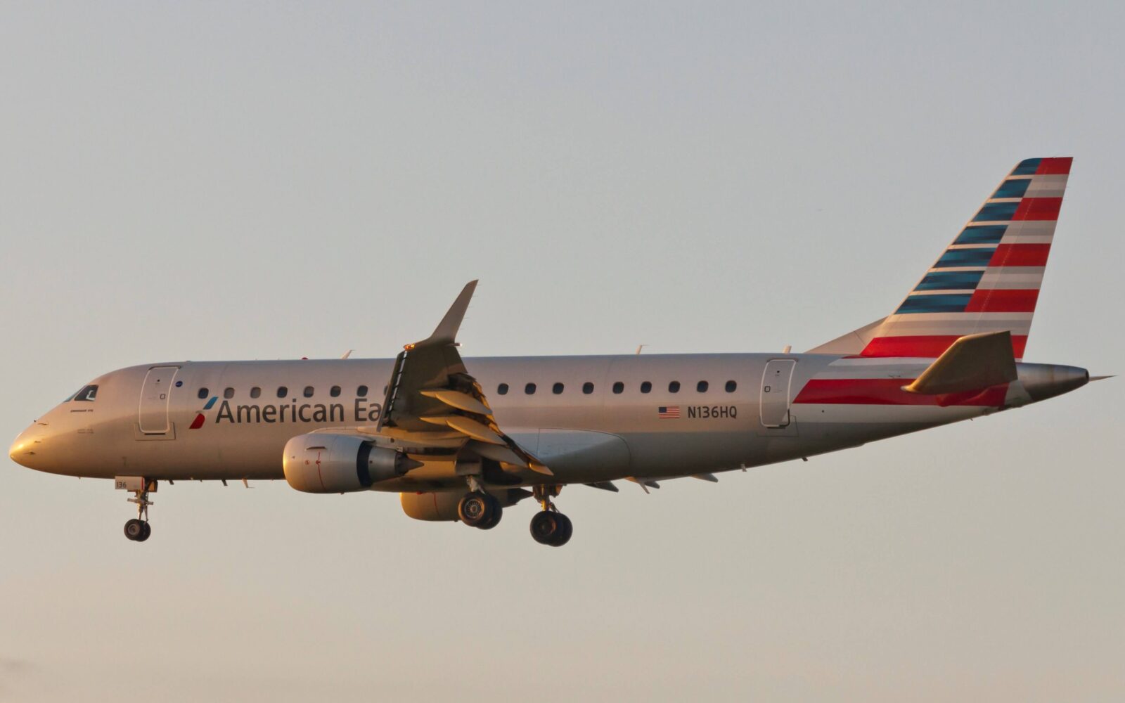 Embraer E175LR loses winglet due to turbulence - AeroTime