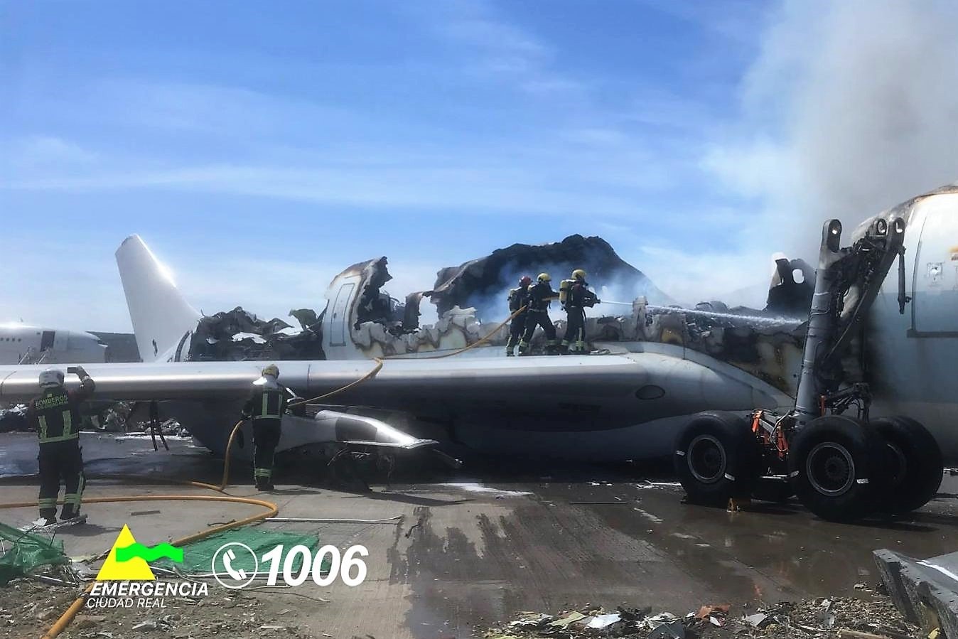 Fire destroys retired Airbus A330 at Spanish airport: video