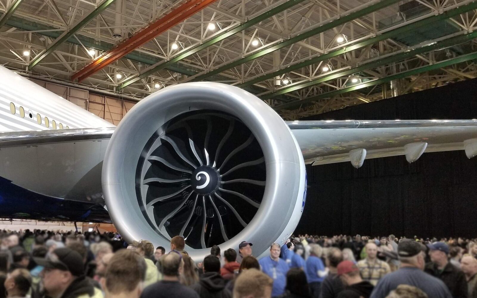 A look into the largest jet engine ever made: who will beat the giant ...