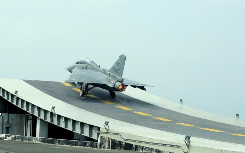 Indian Navy LCA fighter achieves arrested landing [Video] - AeroTime