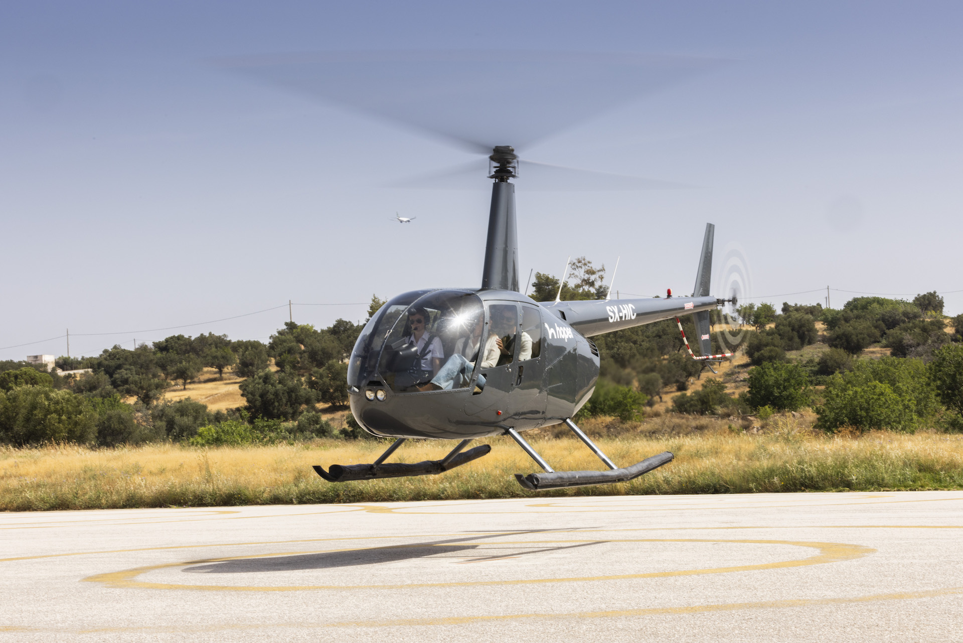 Greece launches startup helicopter airline