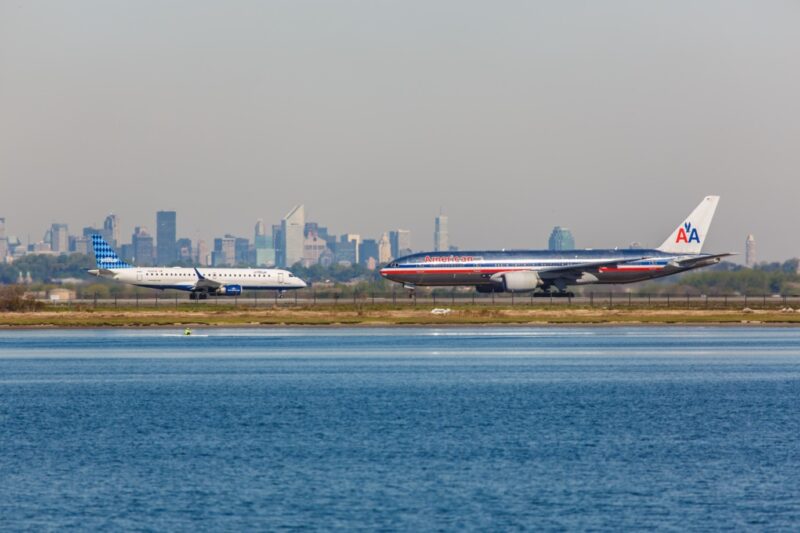 A guide to catching red-eye flights: pros, cons, and tips