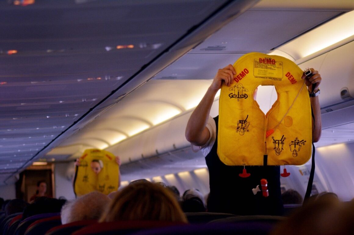 How safe is flying today? Surveying air travel safety