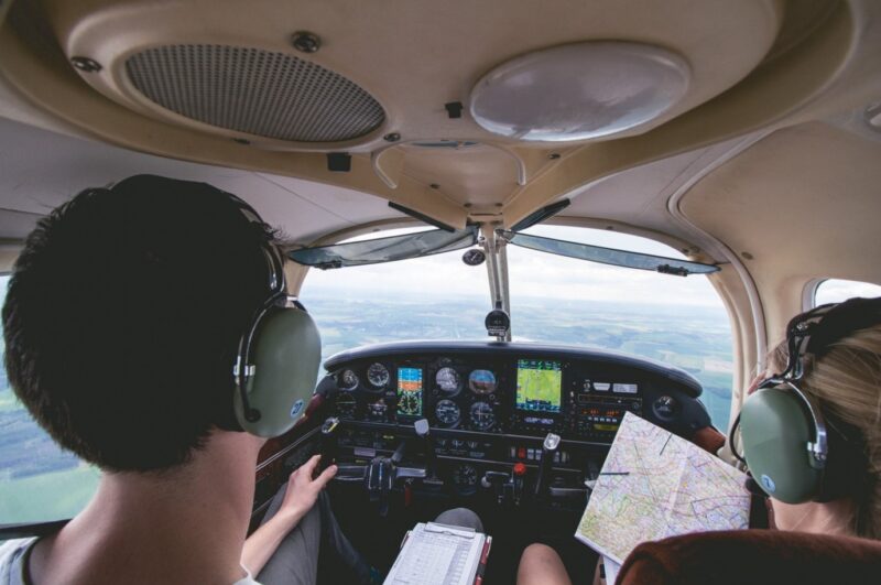 Top 5 smart strategies to pay for your flight training