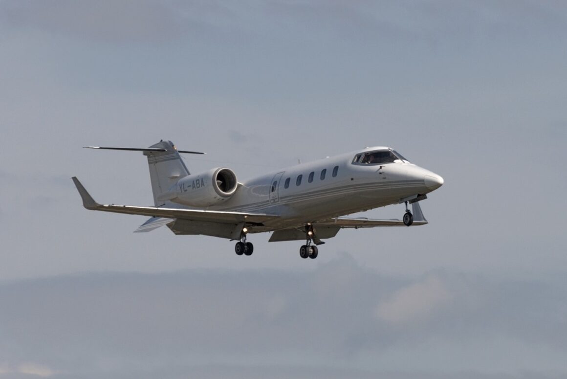 Learjet crash that nearly killed drummer Travis Barker