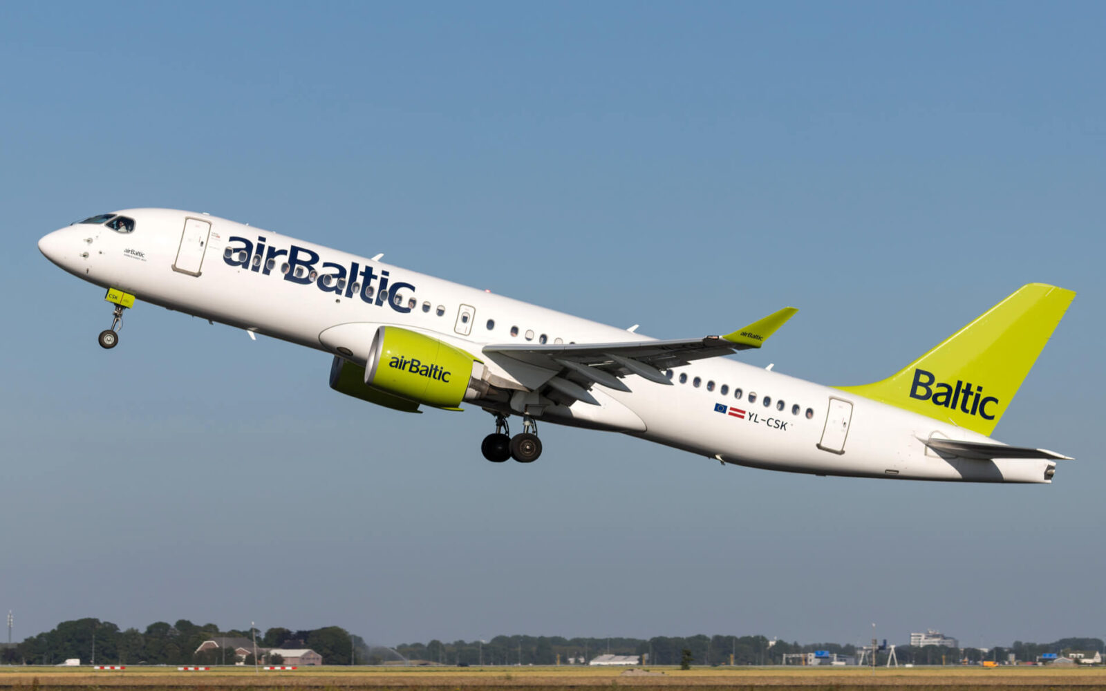 airBaltic launches its new winter base in Gran Canaria