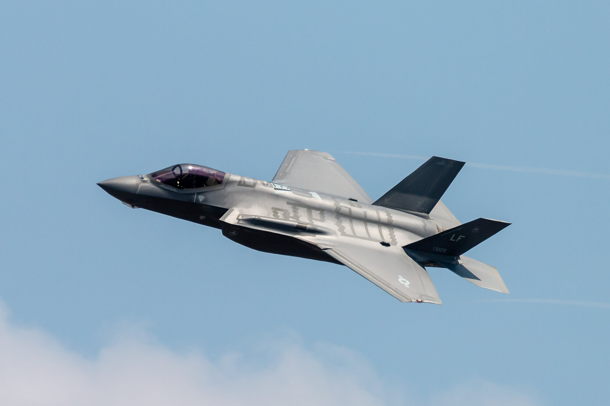 Switzerland picks the Lockheed Martin F-35A as its next fighter jet ...