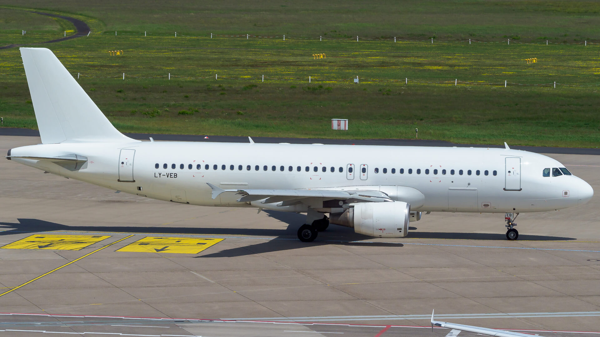 Avion Express to lease four Airbus A320 aircraft to LOT - AeroTime