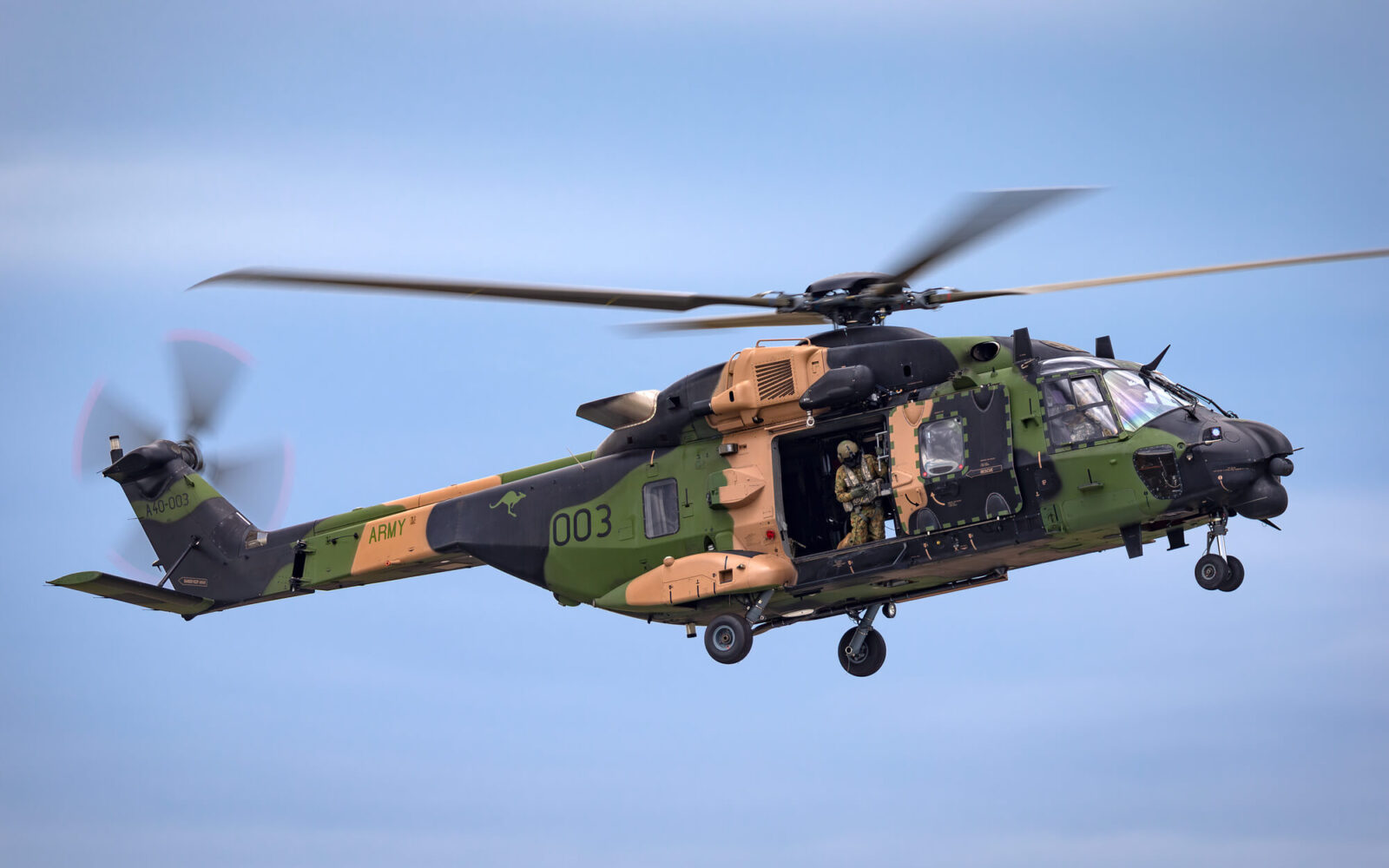 Australia to replace European NH90 helicopters with US-made UH-60 Black ...