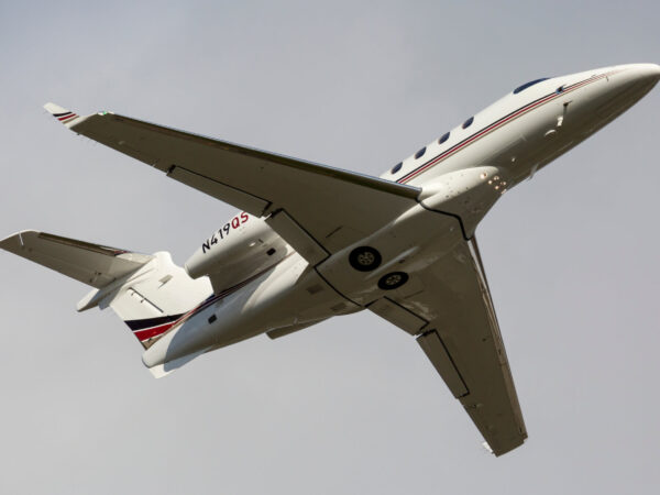 Embraer’s Phenom 300 series is ‘world’s best-selling light jet’ - AeroTime