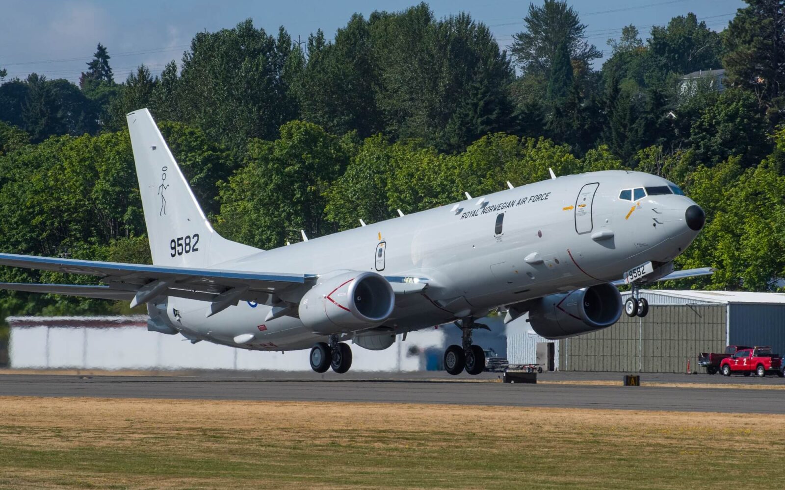 Boeing delivers Norway’s first P-8A Poseidon maritime patrol aircraft ...
