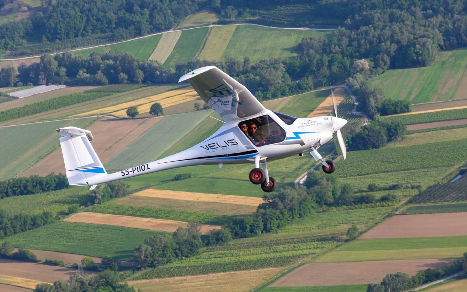 Pipistrel receives UK CAA type certification for fully electric Velis ...