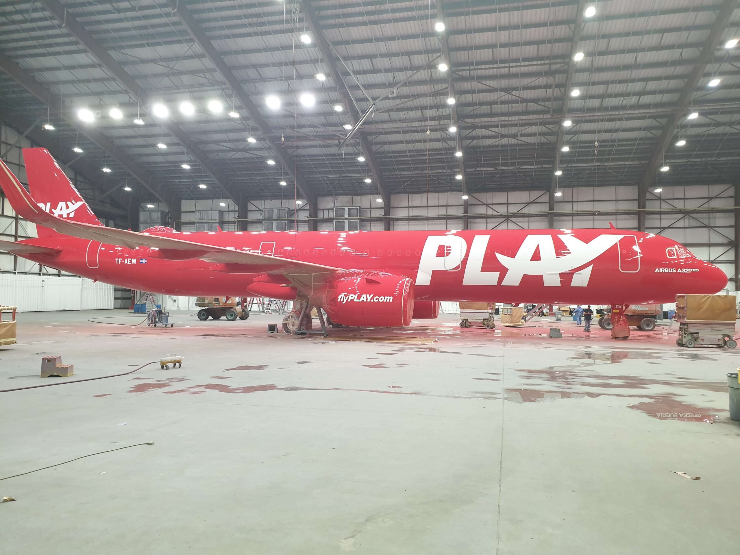 Icelandic startup Play unveils aircraft livery ahead of summer launch ...