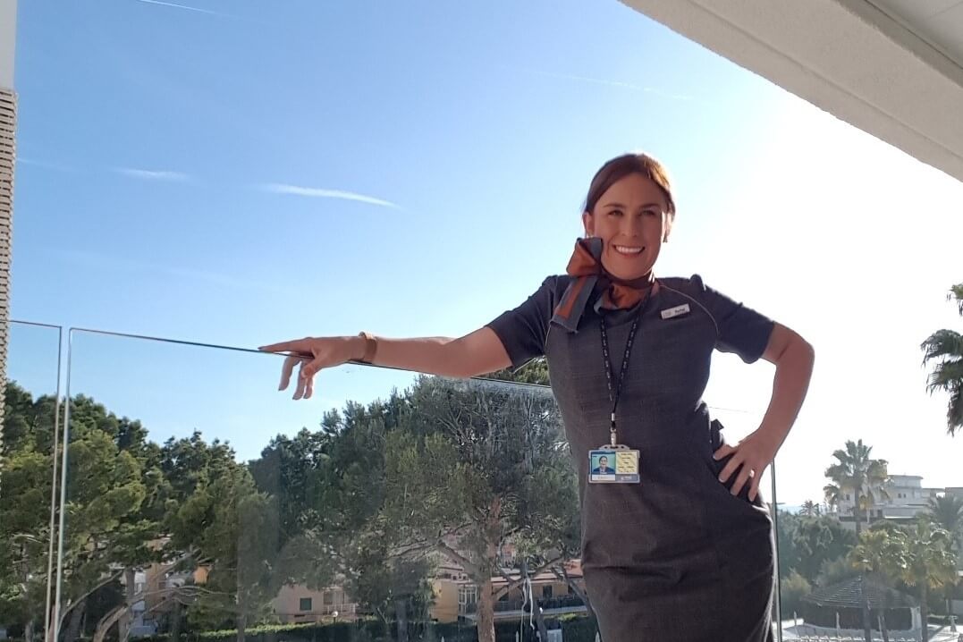 Rachel’s Story: Grounded flight attendant wins Project Wingman award ...