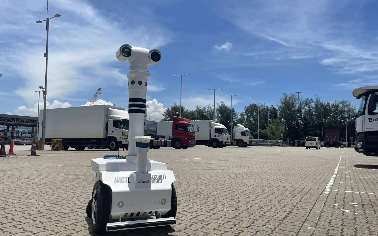 Robots step up security at Hactl’s air cargo terminal